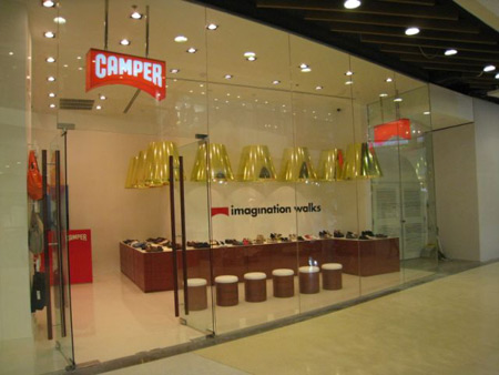 Camper - Магазин Москвы, магазин одежды, сети магазинов - Моллы.Ru